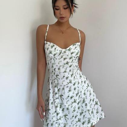 Low-cut Halter Sexy Holiday Floral Dress on Luulla