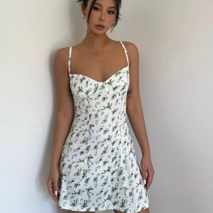 Low-cut Halter Sexy Holiday Floral Dress on Luulla