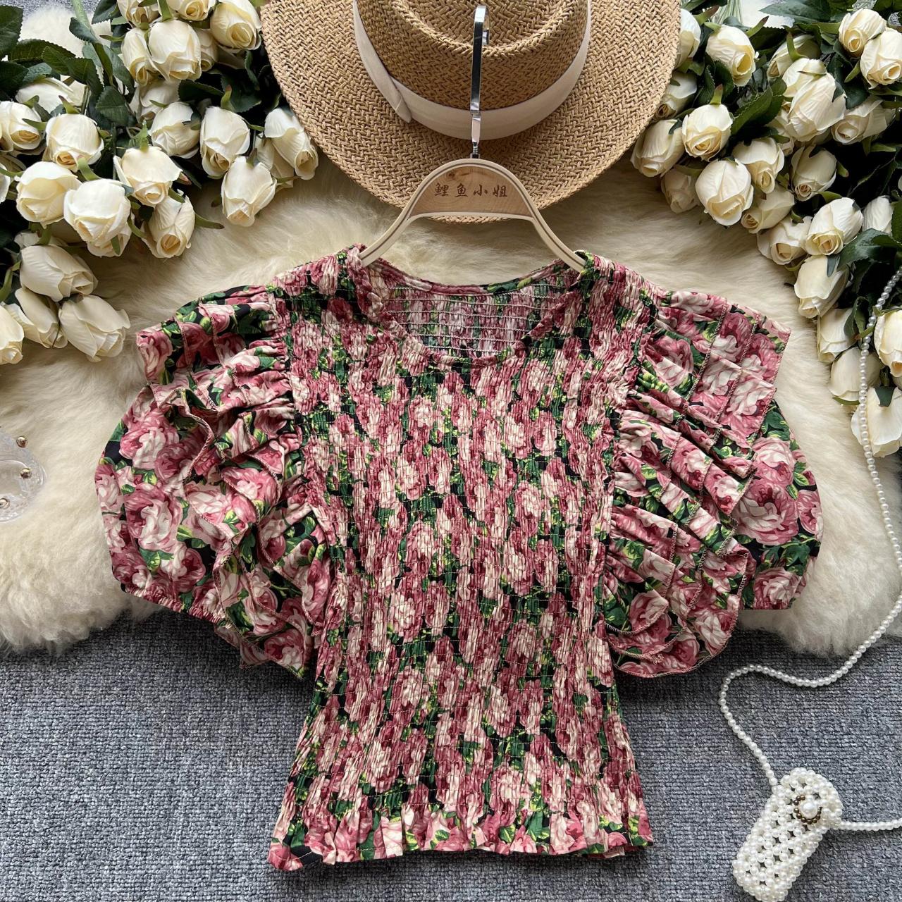 Floral Ruffed Puff Sleeve Crop Top on Luulla